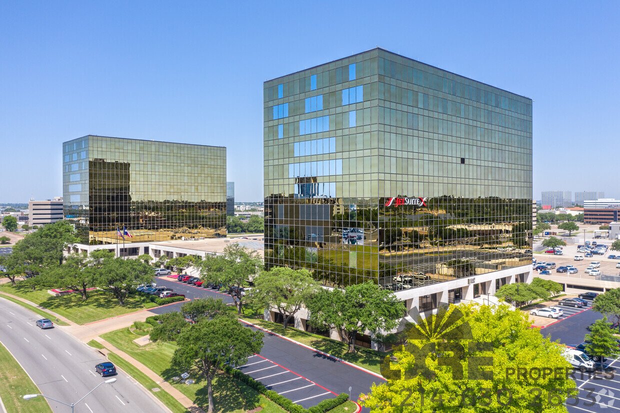 Mockingbird Towers | 1341 W Mockingbird Ln Dallas, Texas